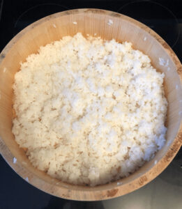 Using a Hangiri For Making Sushi Rice - Rice to Roll