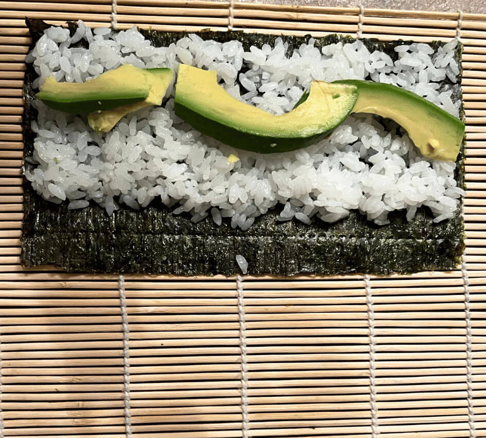 How to Make Hosomaki Sushi (thin roll) - Rice to Roll