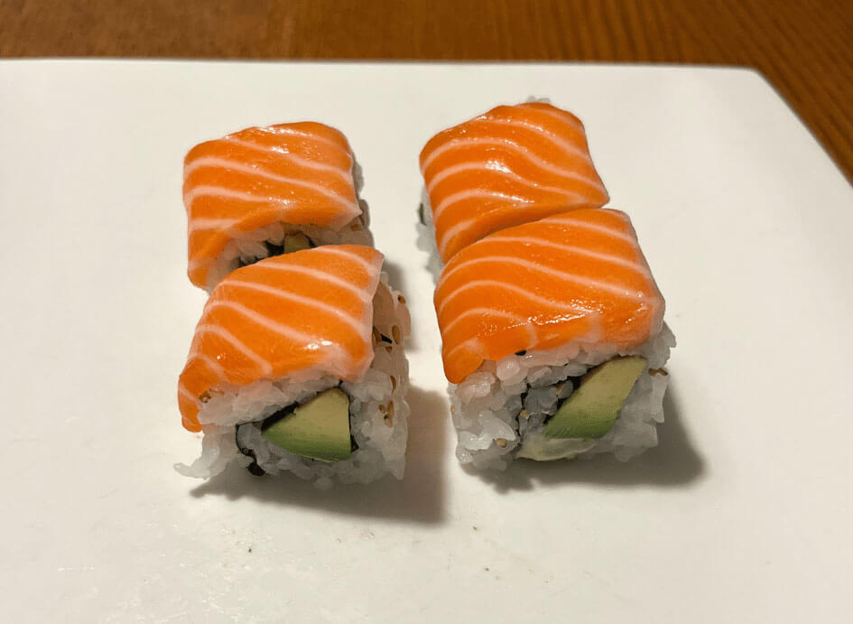 How to Make Uramaki Sushi (Inside-Out Rolls) - Rice to Roll