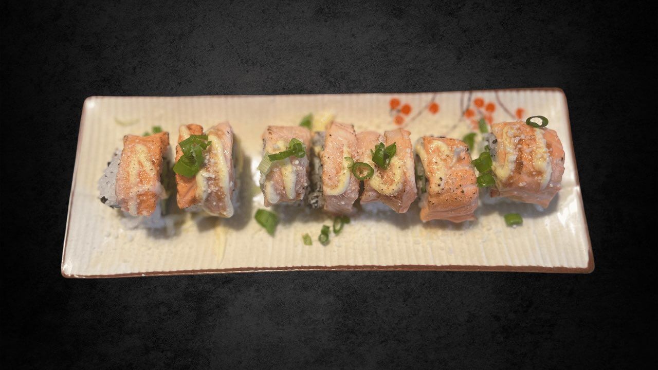 How to Make Uramaki Sushi (Inside-Out Rolls) - Rice to Roll